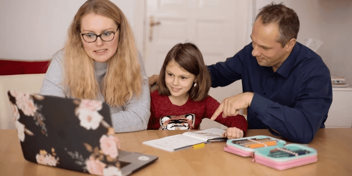 AI in Education: A Parent’s Guide to Digital Learning | HP® Tech Takes ...